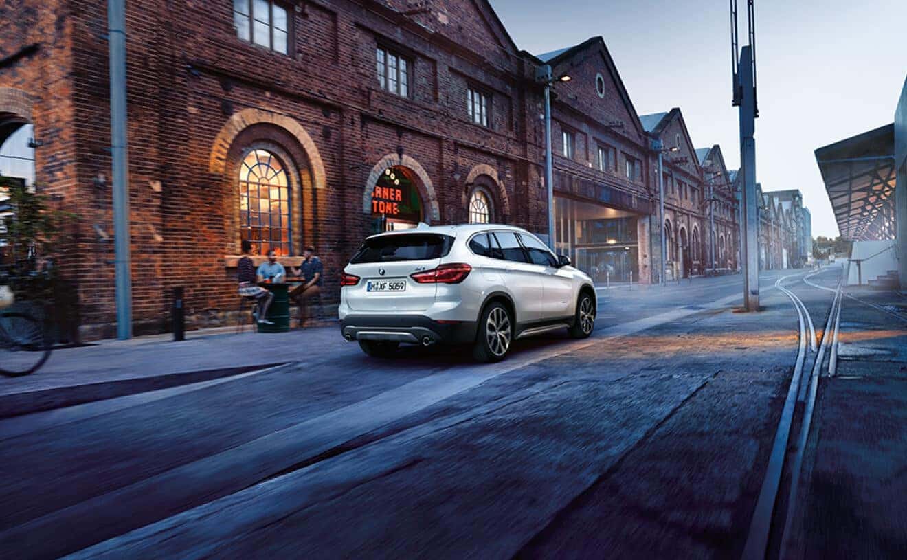 Best Crossovers: BMW X1 | Cargo, Passenger Space & Engine