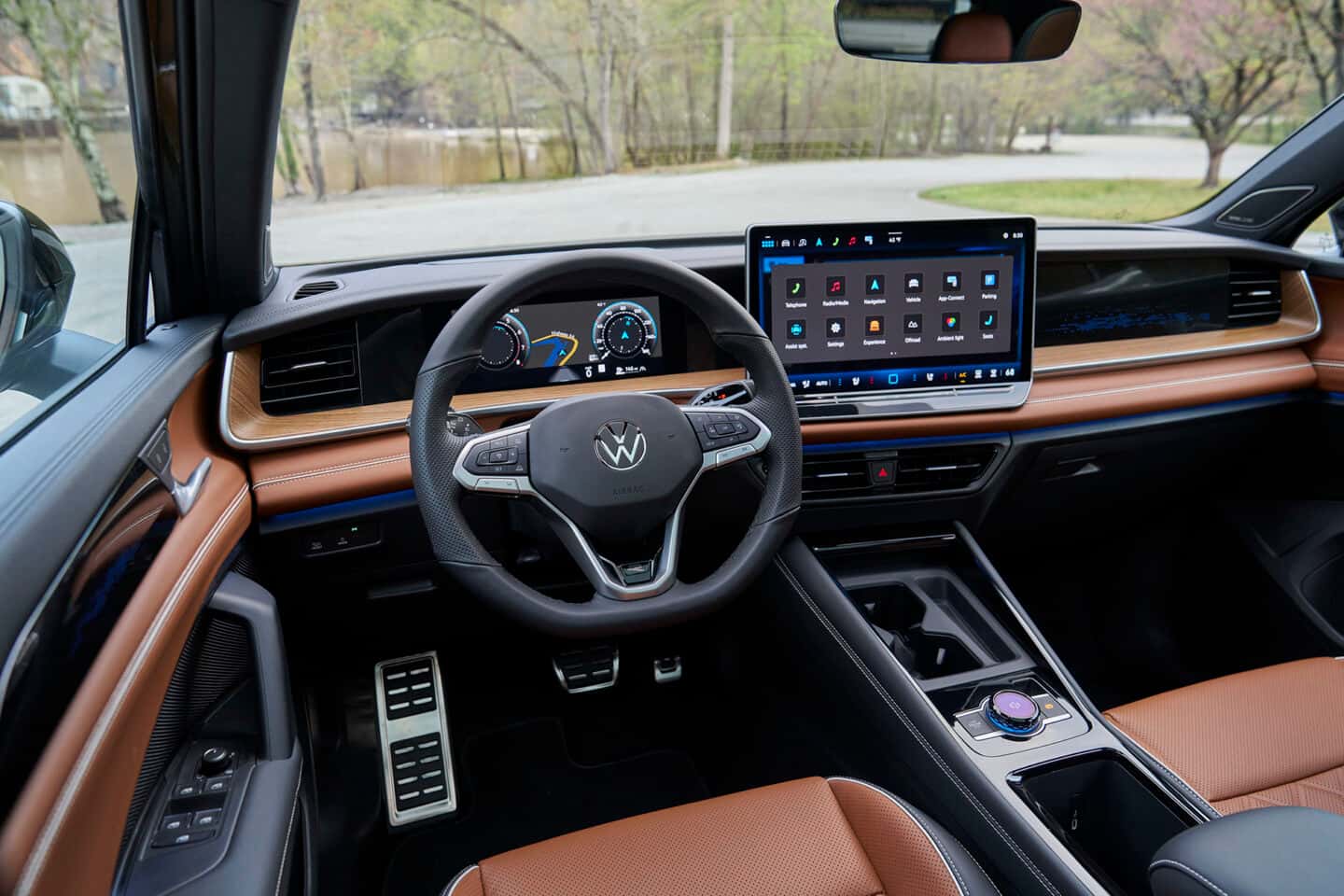 2025 vs. 2024 Volkswagen Tiguan: Compare Specs & Features