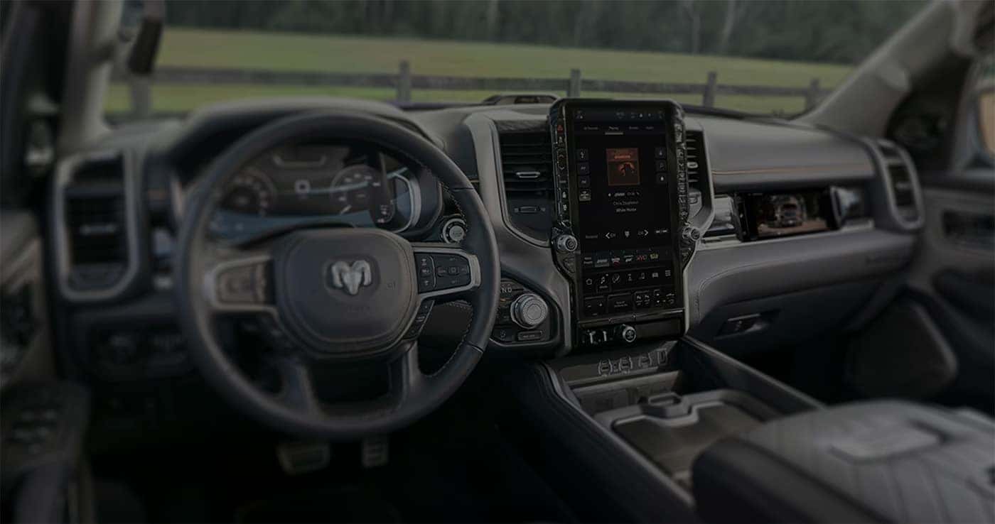 🆚 2025 Ram 1500 vs Ram 2500 : Engine, Utility, and Interior Comparison ...