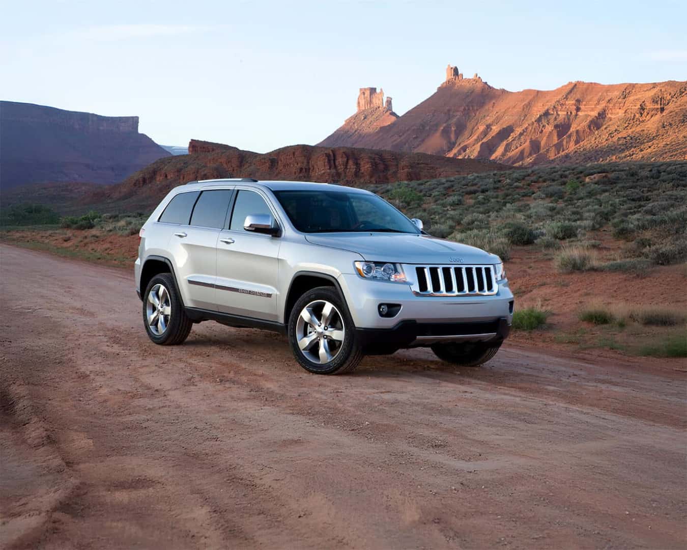 A Journey Through the Jeep Grand Cherokee Generations | Complete ...