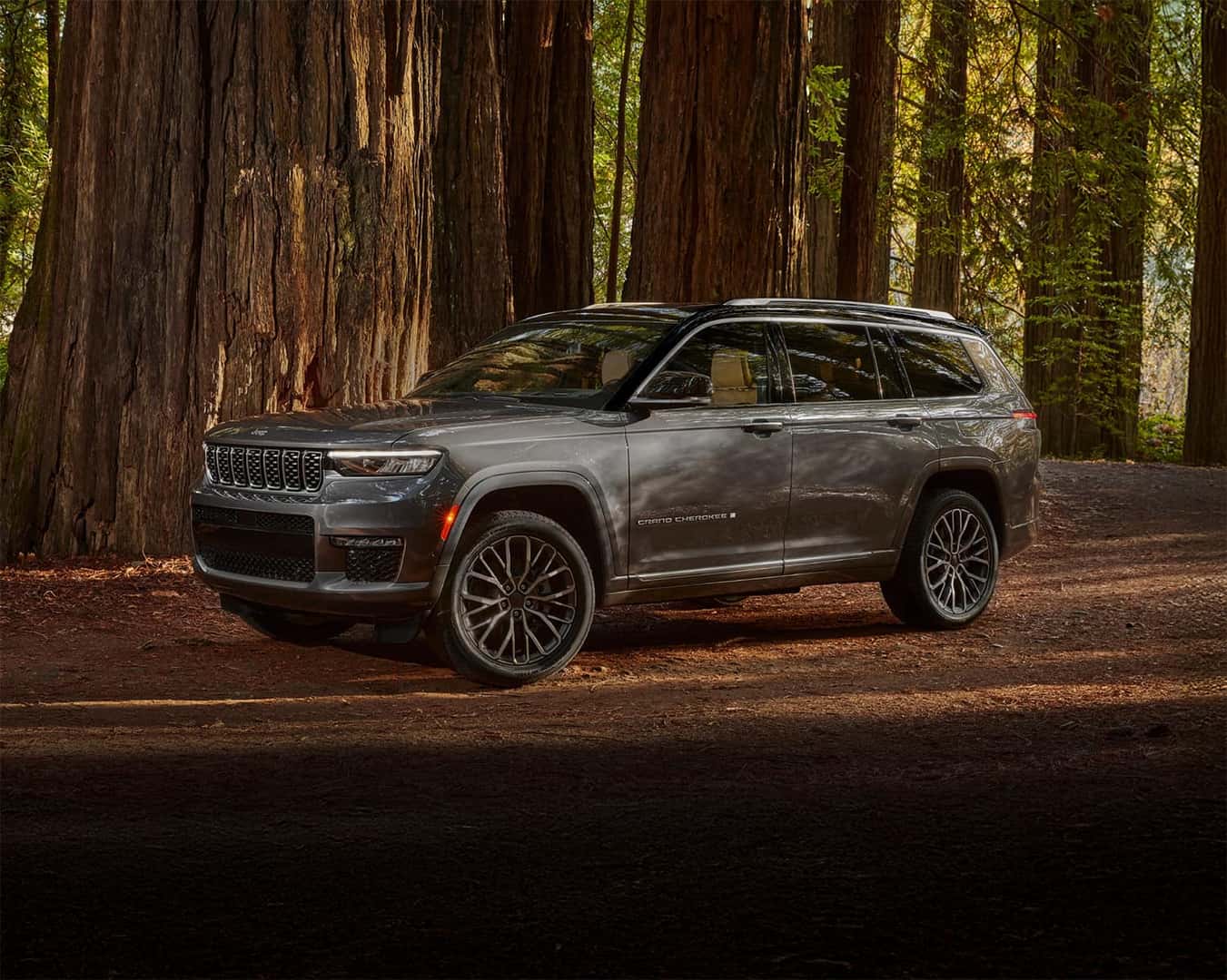 A Journey Through the Jeep Grand Cherokee Generations | Complete ...