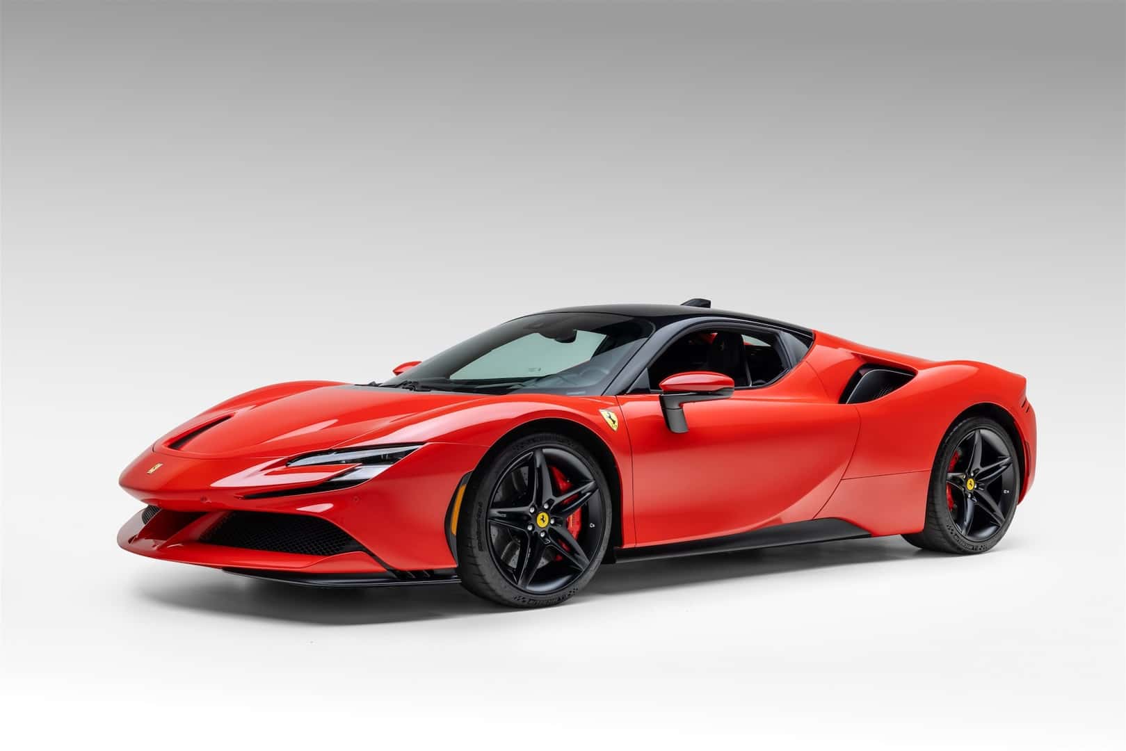 Ferrari SF90 Stradale vs Lamborghini Aventador SV | Ferrari Lake Forest