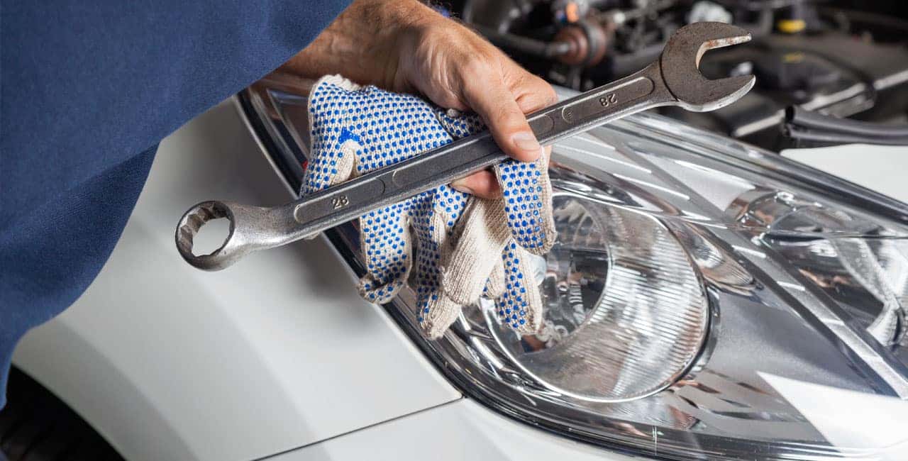 Headlight Safety Tips | Land Rover Wilmington | Land Rover Headlights