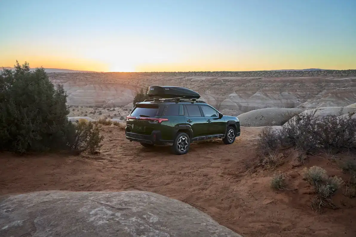 2026 Subaru Outback vs 2026 Hyundai Santa Fe