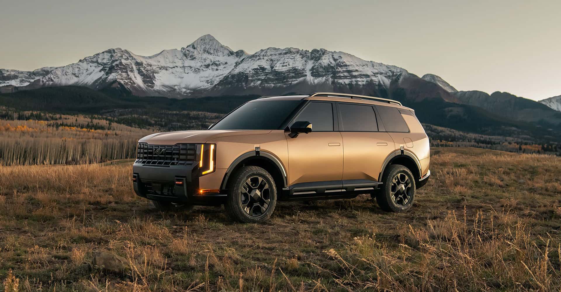 2027 Kia Telluride vs. Toyota Highlander | SUV Comparison